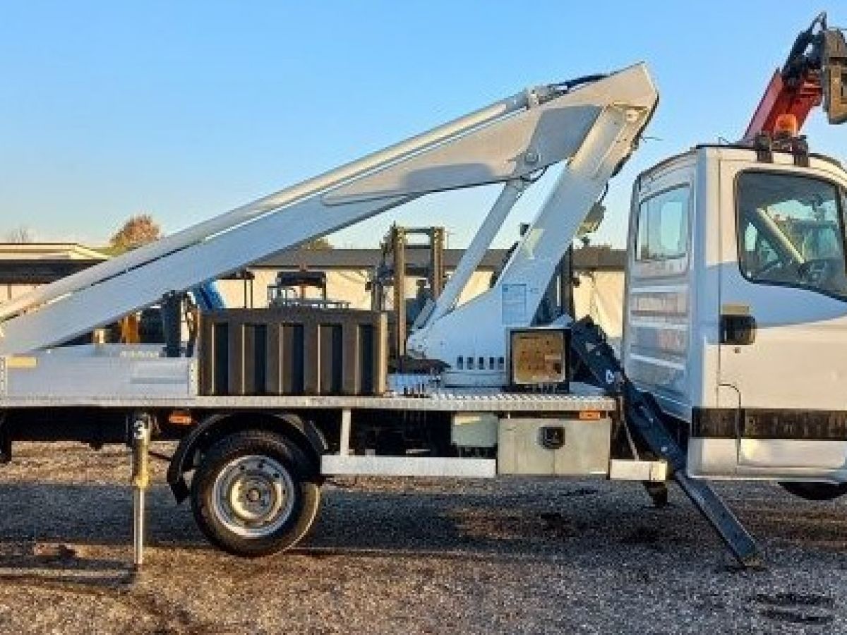 IVECO sa radnom košarom Multitel 16m, B-kat | Cijena | Zagreb | Hrvatska